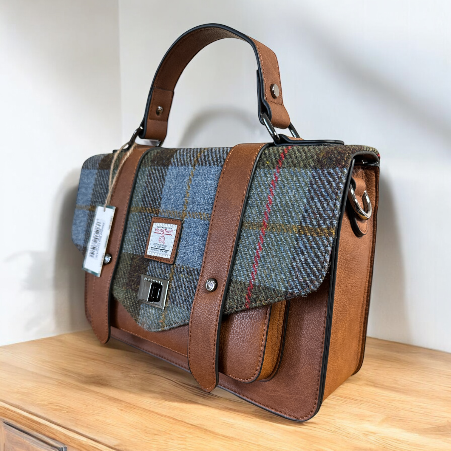 Harris Tweed Large Satchel Bag 8333 – Tartan Plus Tweed Ltd